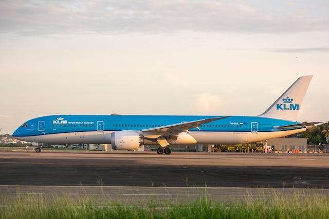 KLM Economy Comfort Class - International Flights {Review} - Gr8 Travel ...